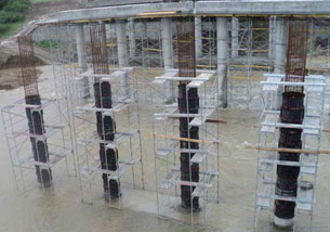 Column construction in submerged conditions - Geoplast - sustainable ...